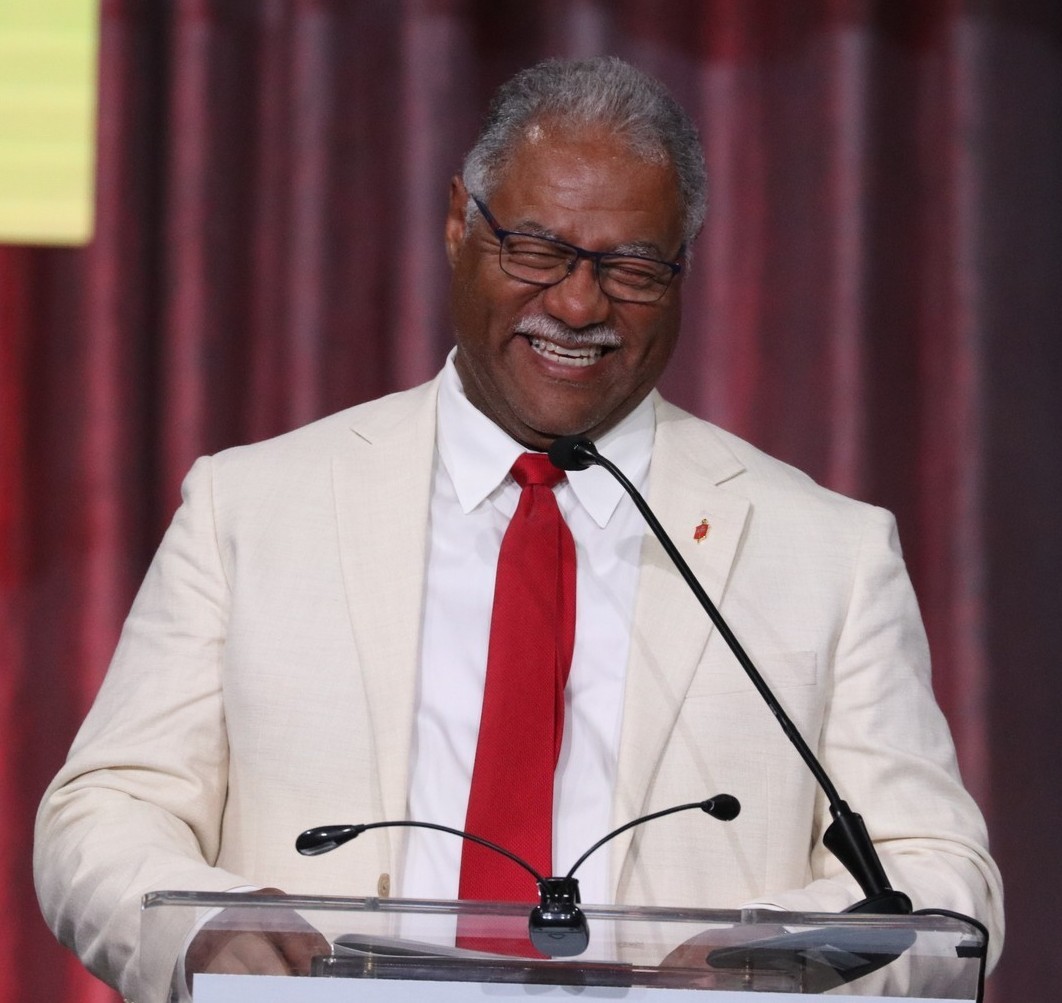 Bishop Schwerin Extols the Courage of Retiring Bishops Palmer and ...